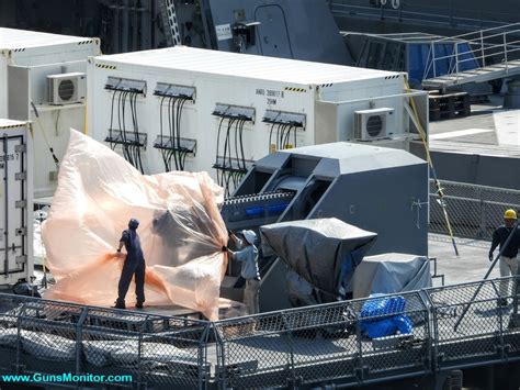 ریل گان الکترومغناطیسی ژاپن؛ درباره تسلیحات پیشرفته دریاییعکس