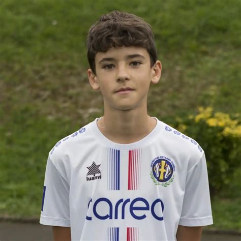 MartÍn Urones Juventud Estadio Club De Fútbol Oviedo