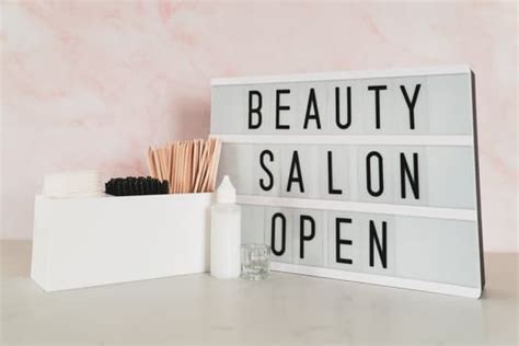 Victoria Hunter Canva