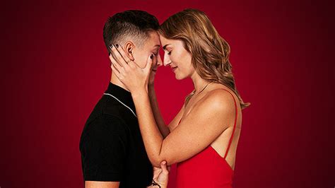 ‘the Ultimatum Queer Love Who Is Vanessa Papa Hollywood Life