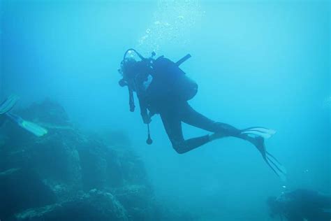 Diving At Blue Bay In Mauritius Atlas And Boots