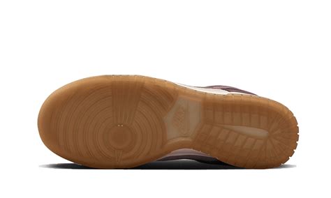 Nike Dunk Low Plum Eclipse