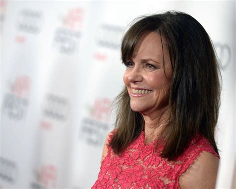 Baixe Papéis De Parede De Sally Field Grátis [100 ] Papéis De Parede