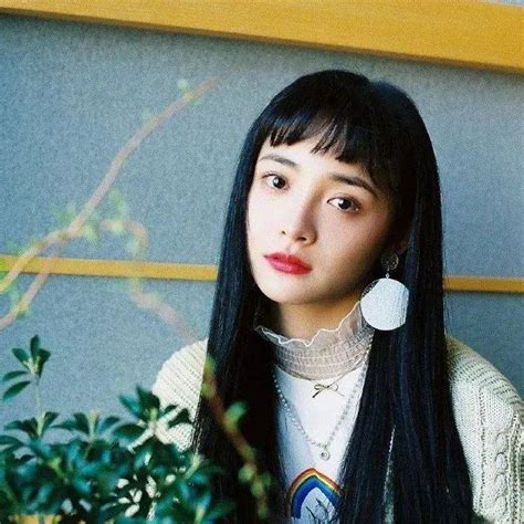 你的脸型适合什么刘海发型？额头五官人群