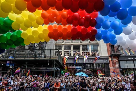 Nyc Pride Rainbow Of Color Fills Streets Of New York As Tens Of Thousands Attend March Irish Star