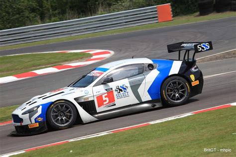 Aston Martin Gt3 Chassis 033