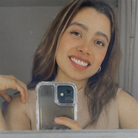 𝓜𝓲𝓼𝓱𝓮𝓵 🤍 Yemi Mishel On Threads