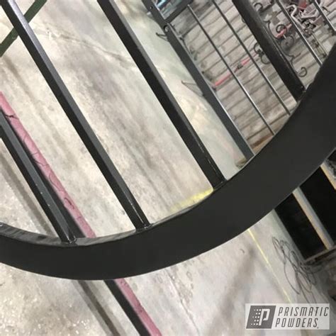 Lorge Grey Door Prismatic Powders