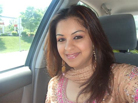 All Desi Celebrity Aunties Arab Girls Ride The New Lexus Car