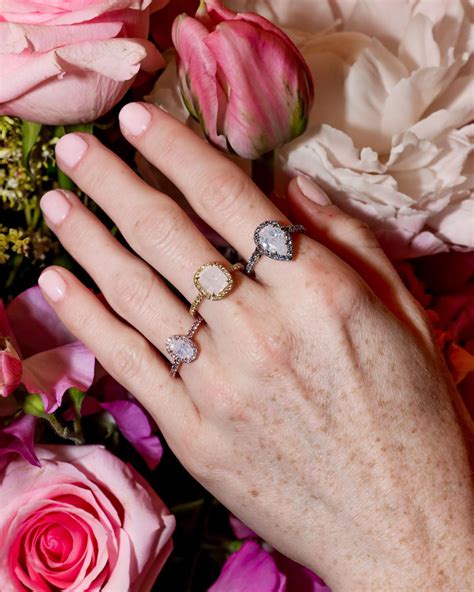 Understanding The Diamond Color Scale For Natural Diamonds