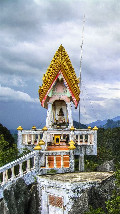 The Tiger Cave Temple In Krabi Thailand Is Worth The 1 237 Steps