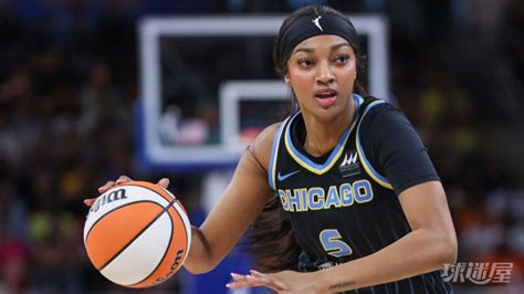 安吉尔·里斯打破wnba单赛季篮板纪录：天空之星在对阵山猫的比赛中创造历史