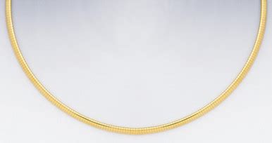 18k Yellow Gold 5mm Domed Omega Necklace 18 Inches