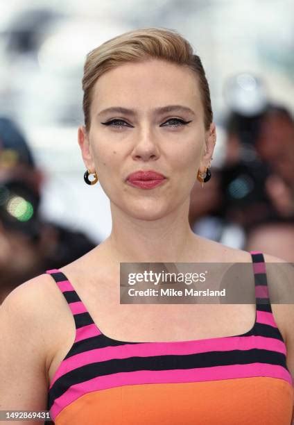 Scarlett Johansson Headshot Photos And Premium High Res Pictures Getty Images