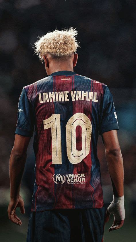 Lamine Yamal Wallpaper 4k Soccer Players Soccer Pictures Football Poses