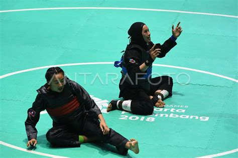 Final Pencak Silat Class C Daughter Indonesia Vs Laos Antara Foto
