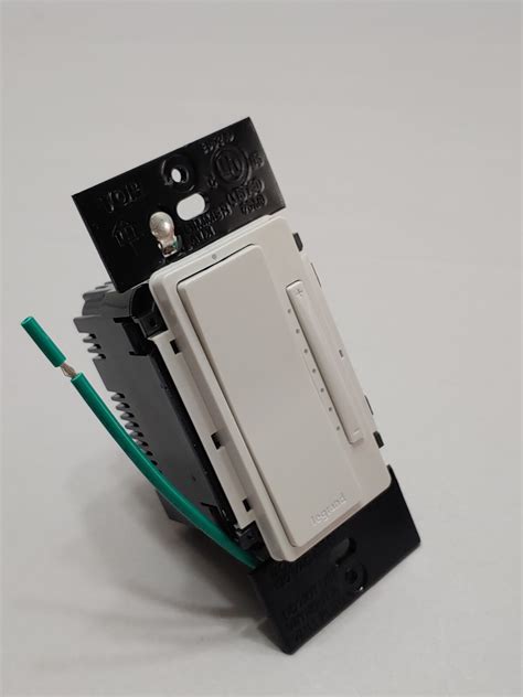 Radiant On Q Legrand Lc2103 Wh 2 Wire Rf Dimmer Aux Lc2103 White