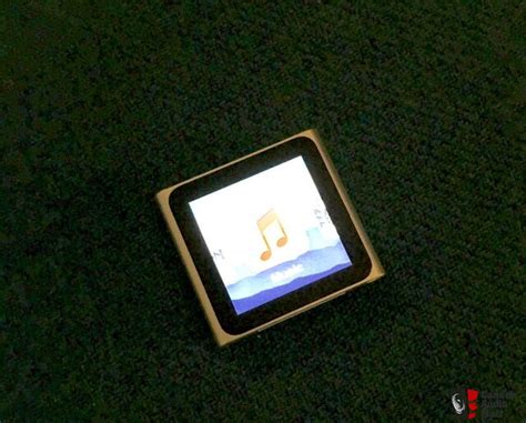 Silver 8gb Ipod Nano Square Ipod Price Shipped Photo 1252751