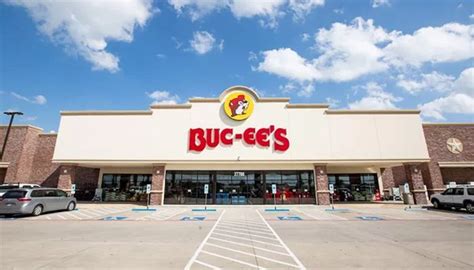 Georgias Beach‑bound Buc‑ees Arrives July 1 The Atlanta 100