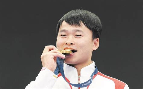 谢瑜单手插兜 稳收中国第3金 楚天都市报