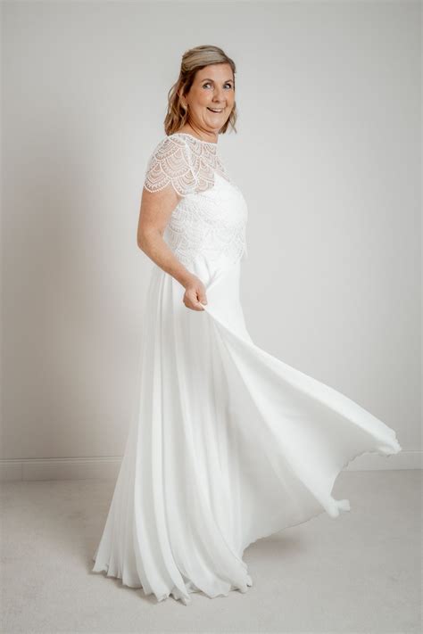 Wedding Dresses For Mature Brides 60 Photos
