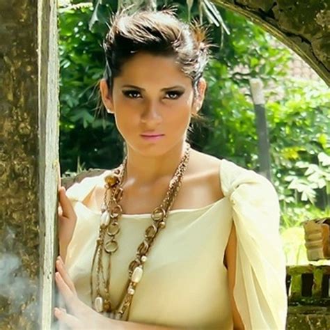 Stream Barbara De Freitas Music Listen To Songs Albums Playlists