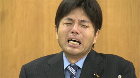“号泣会見”の元県議野々村竜太郎被告の第二回公判がきょう午後、神戸地裁で行われました。政務活動費をだまし取るなどの罪に問われている野々村被告