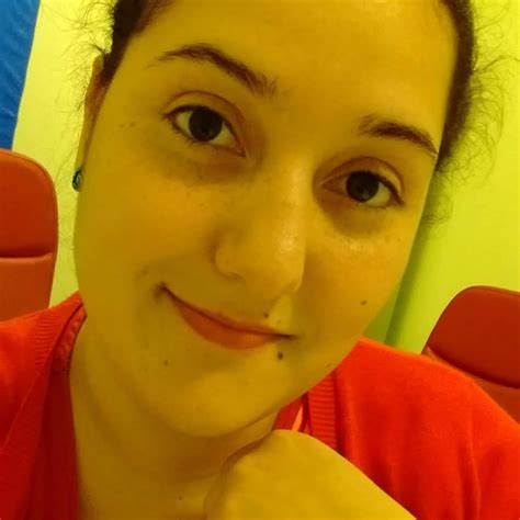 Constanza Arce Menares Youtube