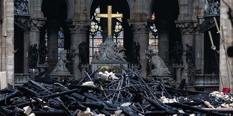 Photos Much Of Notre Dame Cathedrals Structure And Artifacts