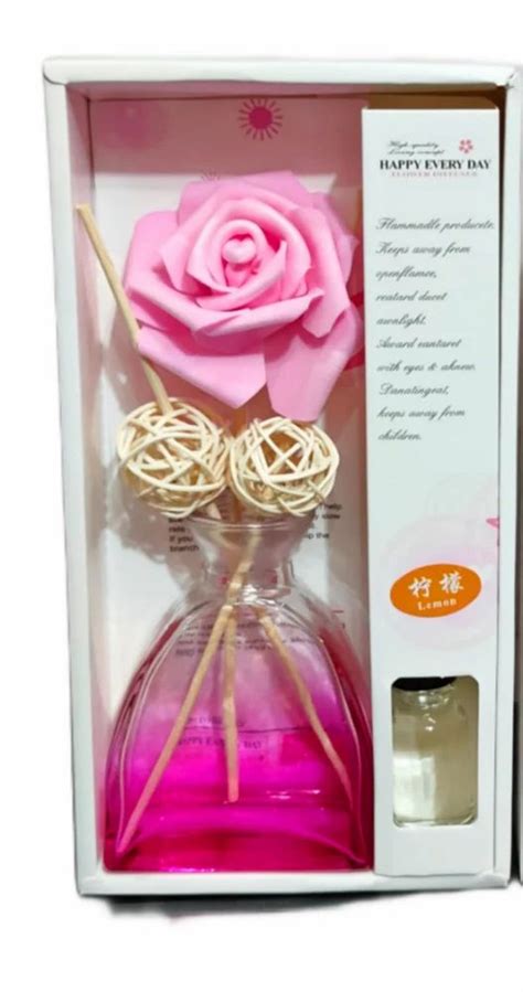 Round Glass Pot Fragrance Diffuser With Rose And Essential Oil Pink