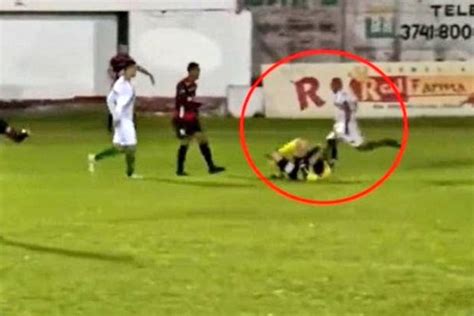 Árbitro Rodrigo Crivellaro Es Agredido Por El Futbolista William Ribeiro