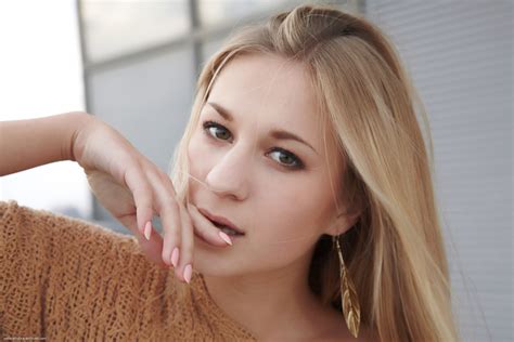 Darina Litvinova Hd Wallpapers