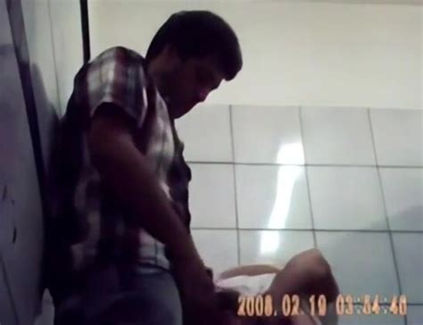 Cruising Bathroom Video 2