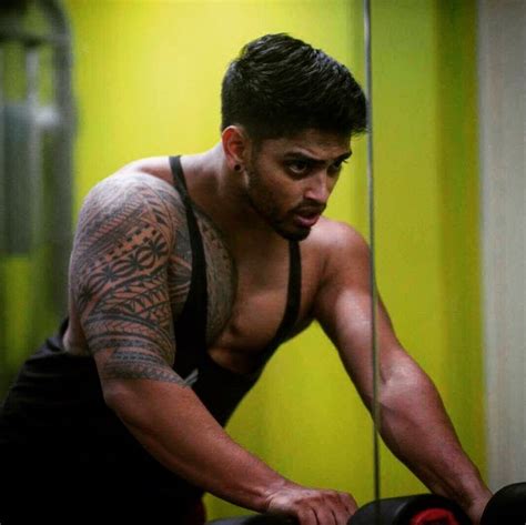 Sid Singaporean Male Escort In Singapore