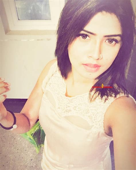 Amritha Suresh Photos