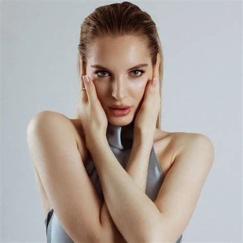 Даша продвижение продажи брови Волгоград ОБУЧЕНИЕ Dariachekk • Threads Say More Даша продвижение продажи брови Волгоград ОБУЧЕНИЕ Dariachekk • Threads Say More