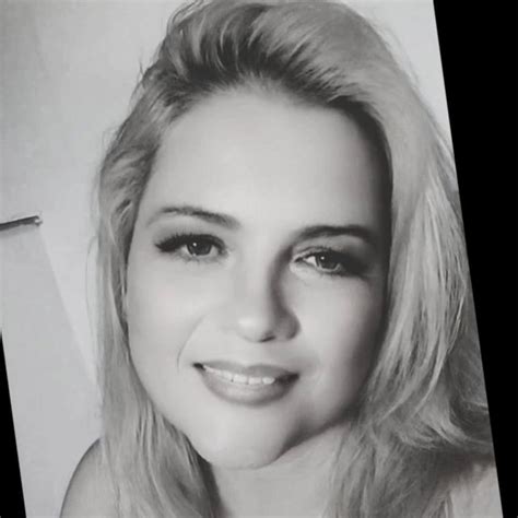 Polly Portella Pollyportella • Threads Say More