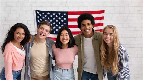 11 Biggest Reasons Why Immigrants Chose To Call America Their New Home