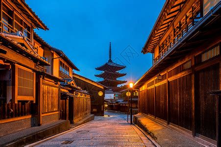 女在日本京都yasakapagoda和sannenzaka街拍照亚洲人年轻的神道高清图片下载 正版图片308062232 摄图网