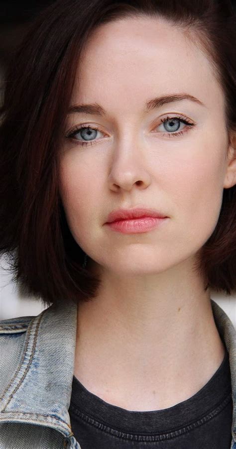 Elyse Levesque Biography Height And Life Story Super Stars Bio