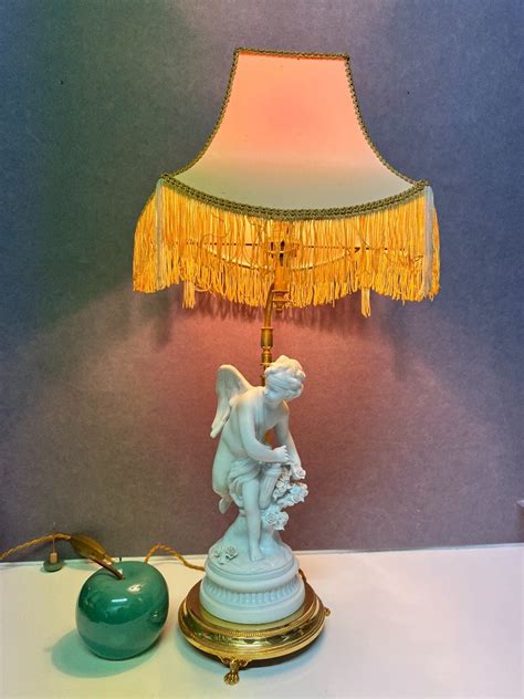 Proantic Beautiful Porcelain Biscuit Night Light After Van Loo Late