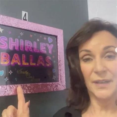 Strictlys Shirley Ballas Mortified In Nude Blunder As She Flashes