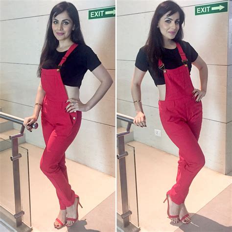 Simran Sachdevas Feet