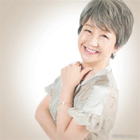 我心仪的当代日本爵士女歌手 大器晚成的蓝调爵士天后：绫户智绘 视听前线