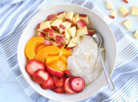 Bowl De Frutas Y Yogurt Chef