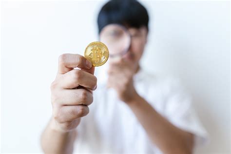 Identity Verification Services Using Blockchain Screk