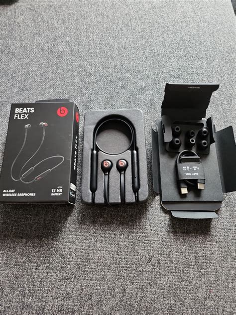 Beats Flex Wireless Earbuds In Black Audio Earphones On Carousell