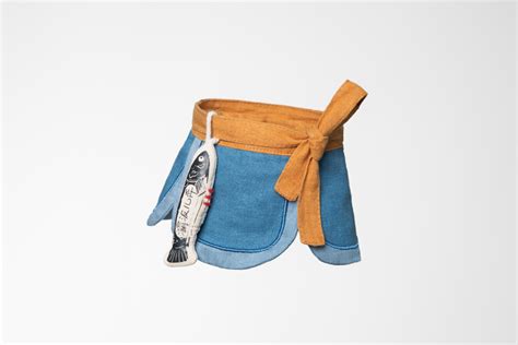 奔波儿灞小偶 问童子 源自中国