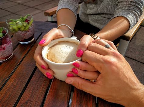 35 Things Every Girl Does When She Has A Crush