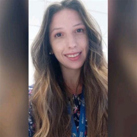 Amanda Massoni Analista De Seguro Porto Seguro Linkedin
